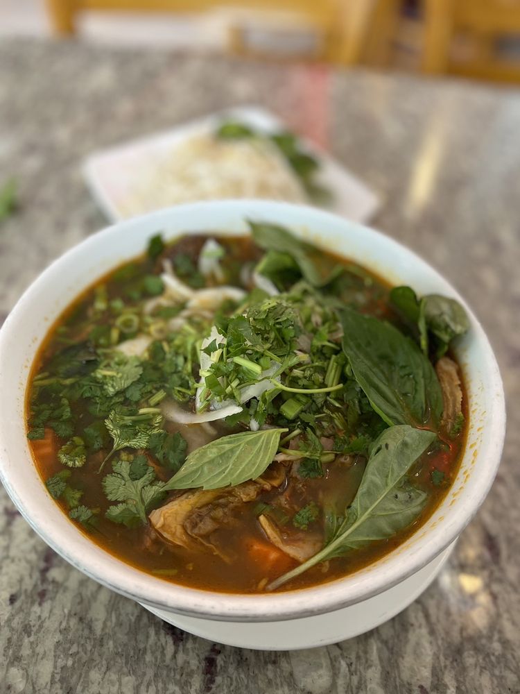 PHO ROYAL - Updated September 2025 - 129 Photos & 286 Reviews - 46839 ...