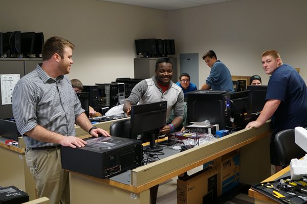 STATE TECHNICAL COLLEGE OF MISSOURI - Updated June 2025 - 53 Photos - 1 ...