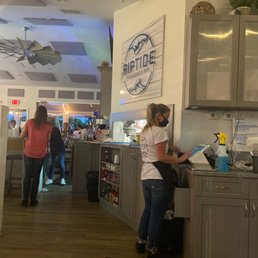 RIPTIDE RESTAURANT & BAR - Updated May 2025 - 100 Photos & 139 Reviews ...