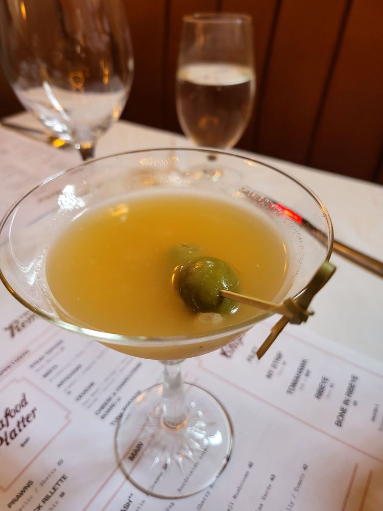 THE REMY - 71 Photos & 19 Reviews - 2445 Hotel Circle Pl, San Diego ...