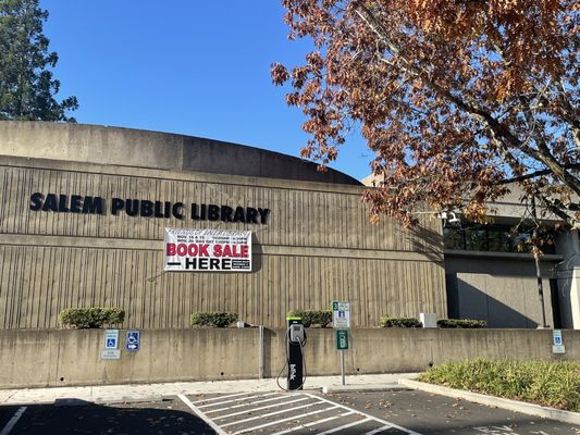 SALEM PUBLIC LIBRARY - Updated October 2025 - 48 Photos & 22 Reviews ...