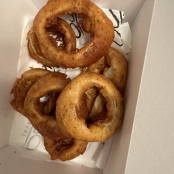 OUTPUT LOUNGE & SPORTS BAR - Updated March 2025 - 294 Photos & 493 ...