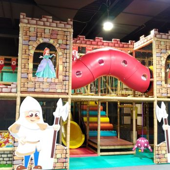 FUNLAND INDOOR PLAYGROUND - Updated December 2025 - 15 Photos - 5051 ...