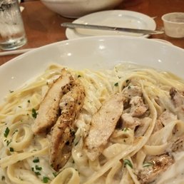 POMPILIOS - 225 Photos & 391 Reviews - 600 Washington Ave, Newport ...