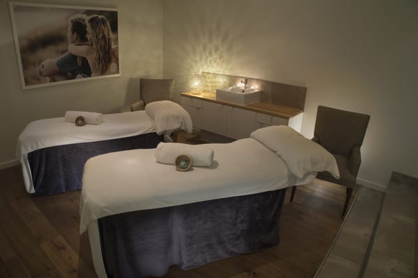ENDOTA SPA - Updated October 2025 - 69-71 Flinders Lane, Melbourne Victoria, Australia - Day ...