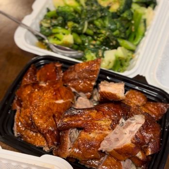 FAMOUS KITCHEN - Updated December 2024 - 336 Photos & 170 Reviews ...