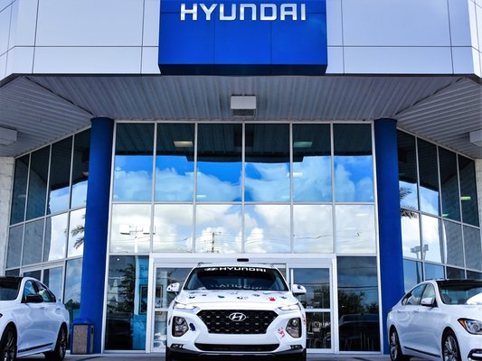 UNIVERSAL HYUNDAI - Updated January 2026 - 415 Photos & 266 Reviews ...