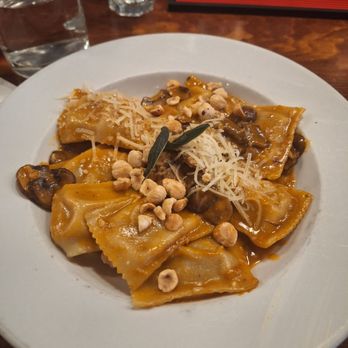 COWFISH - Updated December 2025 - 143 Photos & 189 Reviews - 148 Main ...