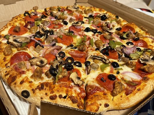 PIZZA HUT - Updated July 2025 - 82 Photos & 130 Reviews - 4750 La ...