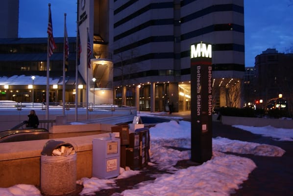 BETHESDA METRO STATION - 85 Photos & 24 Reviews - Train Stations - 7450 ...