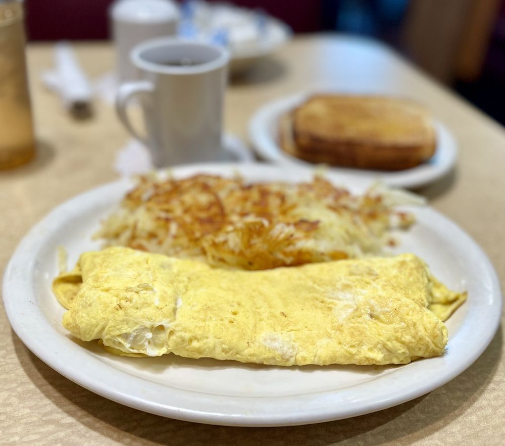 CASTLEWOOD RESTAURANT - Updated December 2025 - 36 Photos & 41 Reviews ...