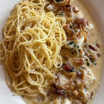 THE CHEESECAKE FACTORY - Updated July 2024 - 399 Photos & 439 Reviews ...