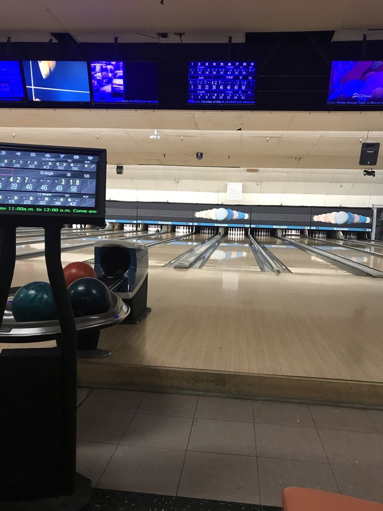 HARBOR LANES - Updated October 2025 - 10 Photos & 38 Reviews - 2136 ...