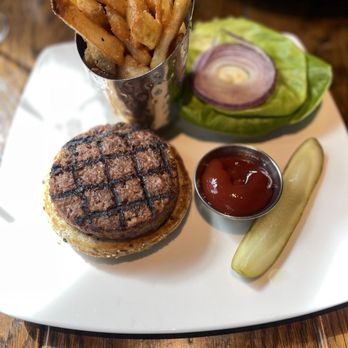 SQUARE 22 RESTAURANT AND BAR - Updated March 2025 - 247 Photos & 281 ...
