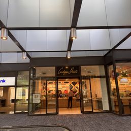 CARDIGAN DONUTS - Updated December 2025 - 20 Photos - 80 S 8th St ...