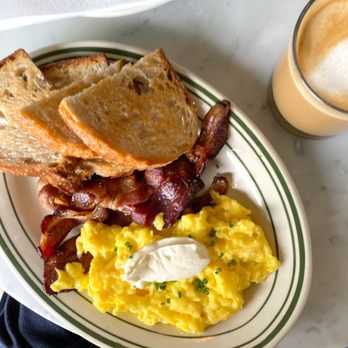 MILOU - Updated September 2024 - 114 Photos & 36 Reviews - 1375 Dundas ...