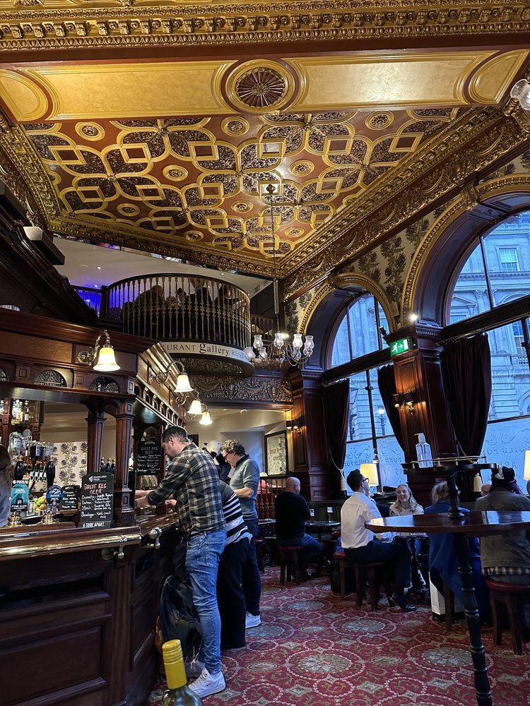 GUILDFORD ARMS - 89 Photos & 75 Reviews - 1-5 W Register Street ...