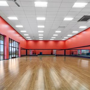 ONELIFE FITNESS - GREENBRIER - Updated January 2025 - 95 Photos & 160 ...