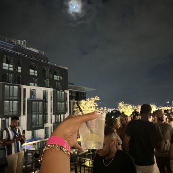 PERCH SW ROOFTOP LOUNGE - Updated July 2025 - 84 Photos & 46 Reviews ...