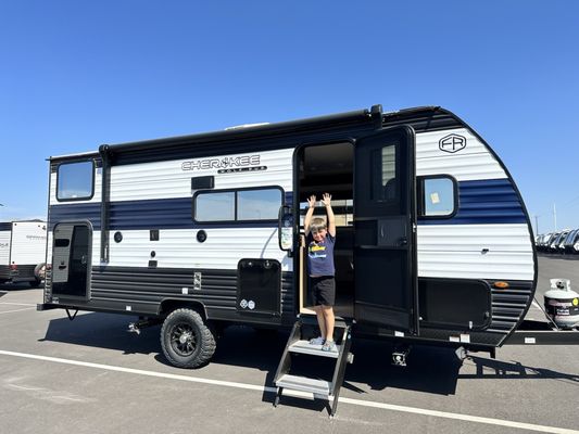 BEST RV CENTER - Updated December 2025 - 282 Photos & 975 Reviews ...