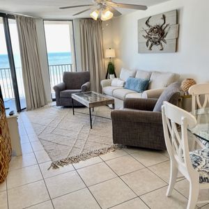 REED REAL ESTATE - Updated August 2025 - 98 Photos & 44 Reviews - 3358 ...