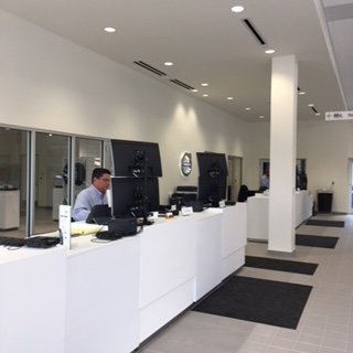 HENDRICK VOLVO CARS OF CHARLESTON - Updated August 2025 - 31 Photos ...