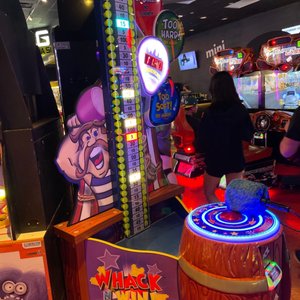 MAIN EVENT - WEBSTER - 94 Photos & 140 Reviews - 1125 Magnolia Ave ...