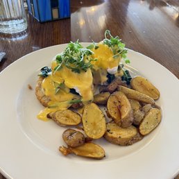 MONO INN - Updated October 2025 - 132 Photos & 60 Reviews - 55620 Hwy ...