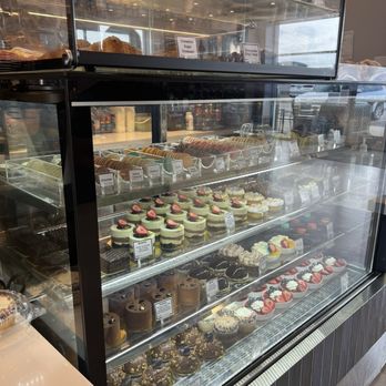 AL HAMAWI - Updated October 2025 - 24 Photos & 13 Reviews - 15898 ...