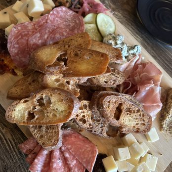 STASH BOX - Updated December 2025 - 52 Photos & 32 Reviews - 866 Elm St ...