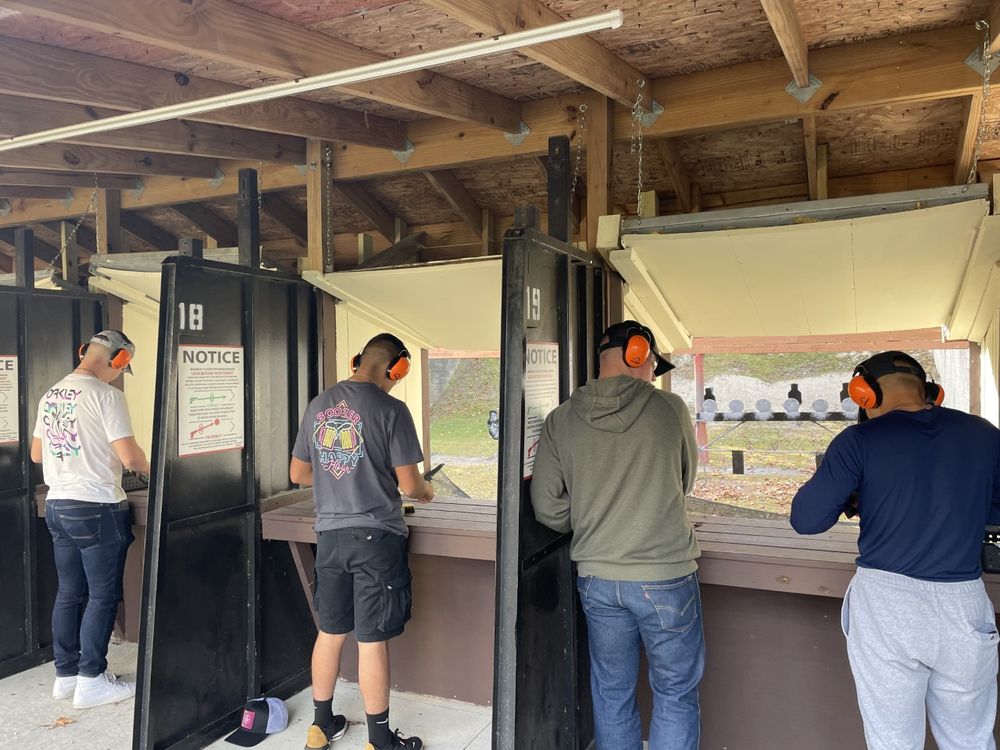 SPORTSMAN’S LODGE - Updated August 2025 - 28 Photos & 34 Reviews - 3521 ...