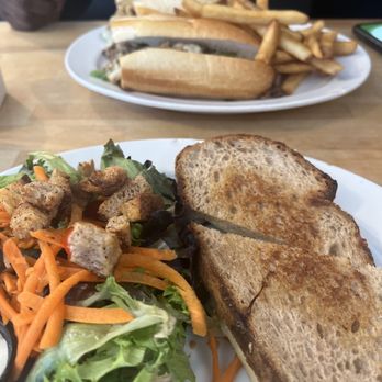 THE TOMATO CAFE - Updated October 2024 - 172 Photos & 302 Reviews ...