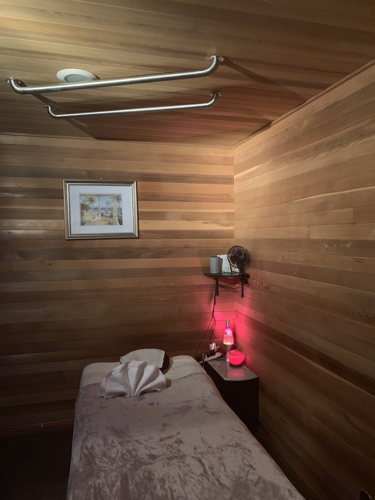 OCEAN RELAX CENTER - 27 Photos & 22 Reviews - 13620 NE 20th St ...