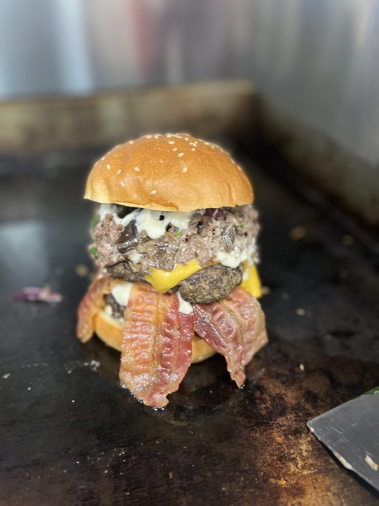 GRILL GATE - Updated September 2024 - 26 Photos - 203 Dundas St E ...