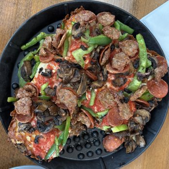 PIZZA PAYAA - Updated August 2025 - 82 Photos & 123 Reviews - 107 E ...