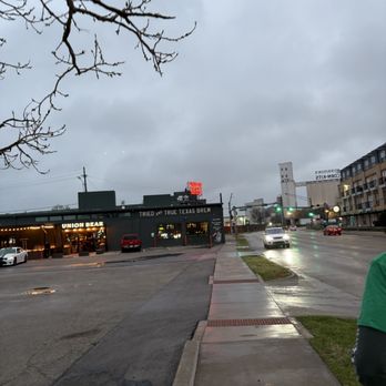 UNION BEAR BREWING - Updated November 2025 - 227 Photos & 177 Reviews ...