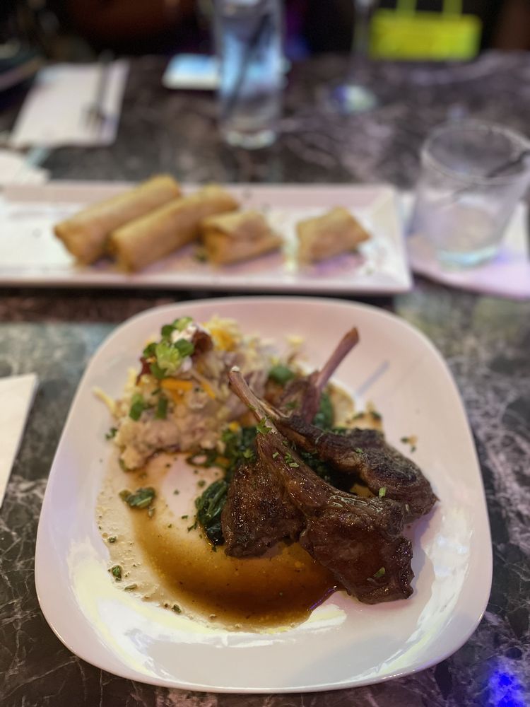 RICH & POUR OPULENCE LOUNGE - 18 Photos & 13 Reviews - Lounges - 1606 W ...