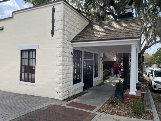 THE MOUNT DORA BISTRO - 27 Photos - 142 W 4th Ave, Mount Dora, Florida ...