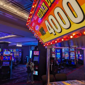 PLAZA BINGO ROOM - 13 Photos - 1 Main St, Las Vegas, Nevada - Bingo ...