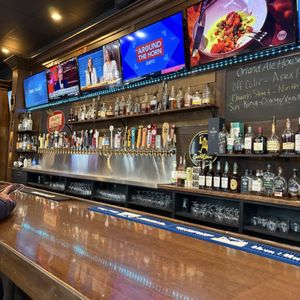 THE LOFT - Updated February 2025 - 18 Photos - 15 Ash St, Frankfort ...