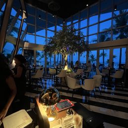 TRULUCK’S OCEAN’S FINEST SEAFOOD AND CRAB - Updated October 2025 - 624 ...