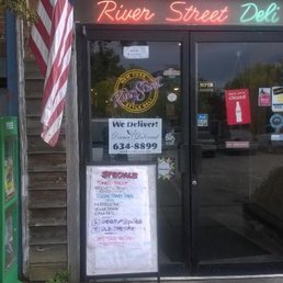 RIVER STREET DELI - Updated November 2025 - 141 Photos & 233 Reviews ...