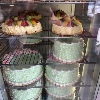 VAN’S BAKERY - Updated October 2024 - 1406 Photos & 536 Reviews - 1824 ...