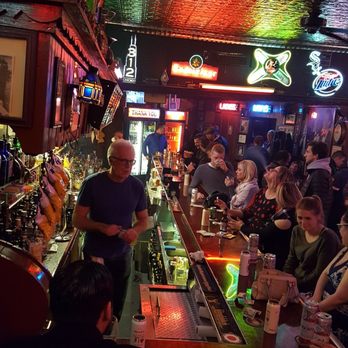 RICHARD’S BAR - 107 Photos & 331 Reviews - 491 N Milwaukee Ave, Chicago ...