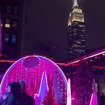 MAGIC HOUR ROOFTOP BAR & LOUNGE - Updated June 2024 - 2025 Photos ...