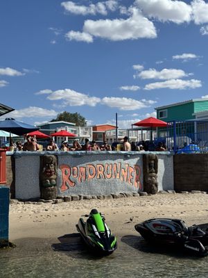 ROADRUNNER RESORT FLOATING DOCK BAR - Updated April 2025 - 50 Photos ...