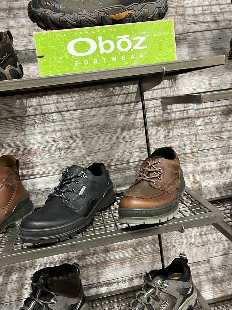 TRADEHOME SHOES - Updated October 2025 - 26 Photos - 6600 Menaul Blvd ...