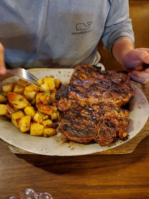 CHRIS’ & PITT’S - 609 Photos & 624 Reviews - 9243 Lakewood Blvd, Downey ...