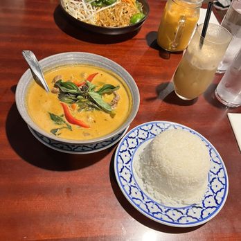 OCHA THAI KITCHEN & BAR - 1194 Photos & 625 Reviews - 317 Main Ave S ...