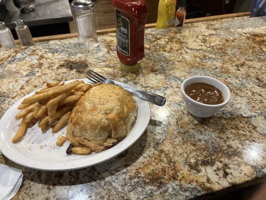 HANGING FIVE FAMILY RESTAURANT - Updated August 2025 - 105 Photos & 204 ...